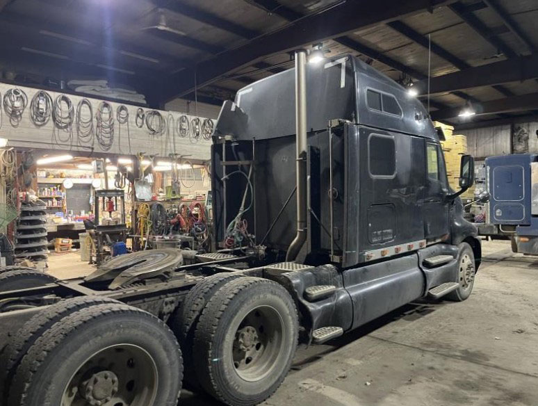 1997 Kenworth T2000 - Central Auction Group