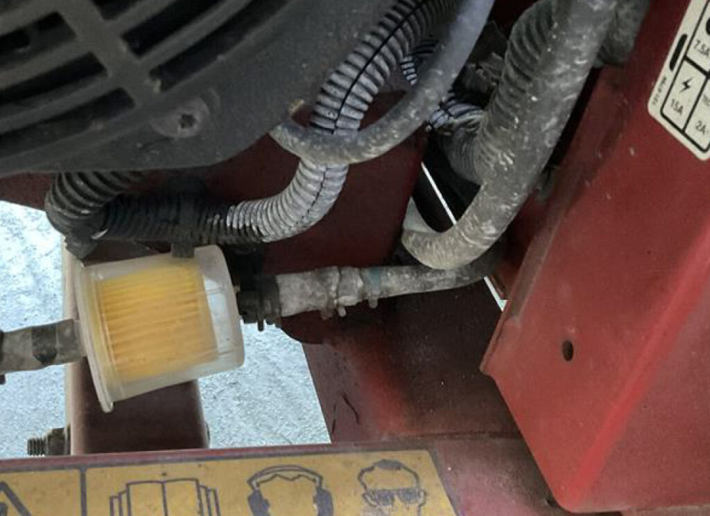 [Auction]: 2019 Toro ProForce 4452 Debris Blower | Florida | damaged | CAG