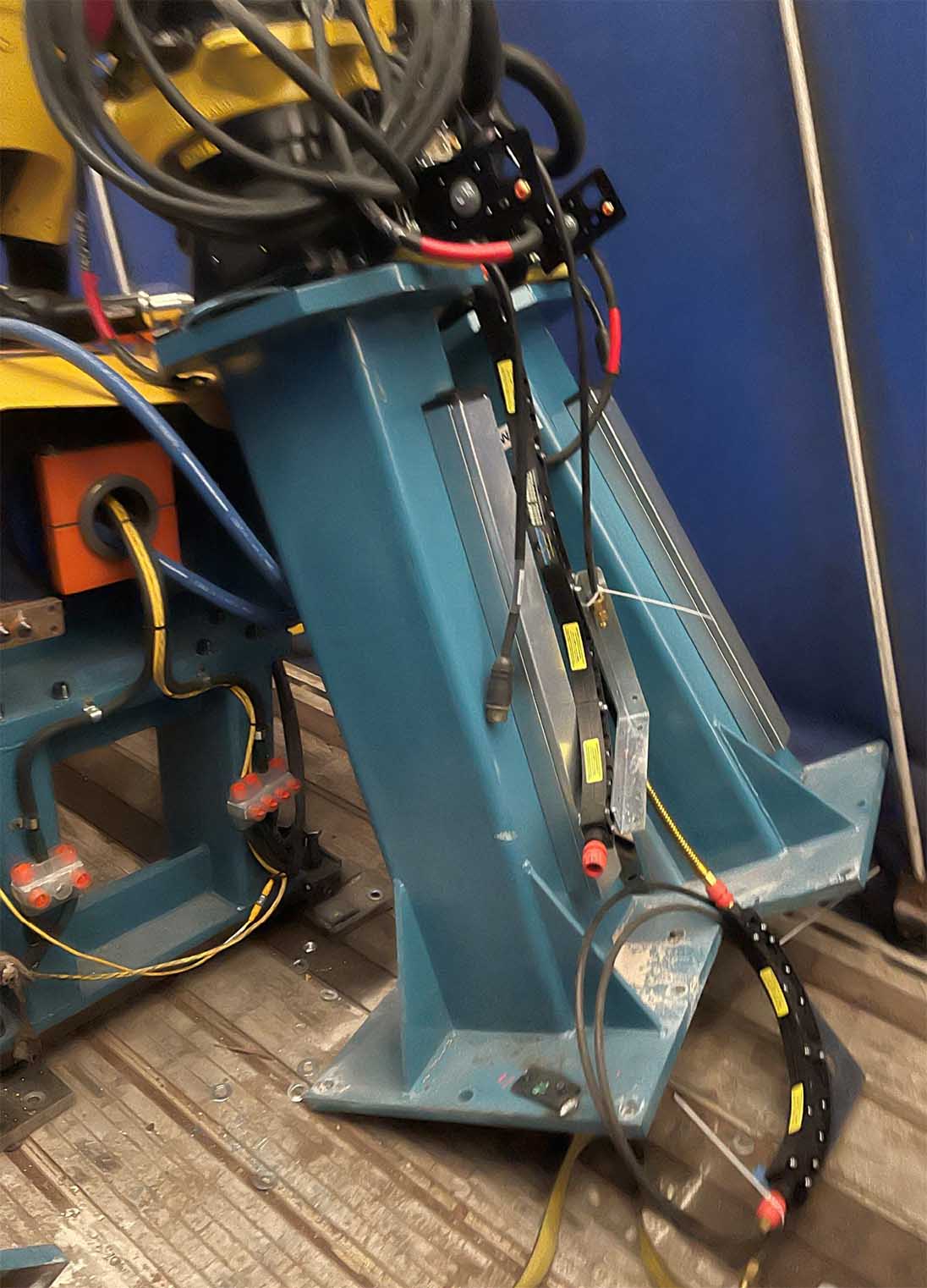 Fanuc MIG Welding Robots - Central Auction Group