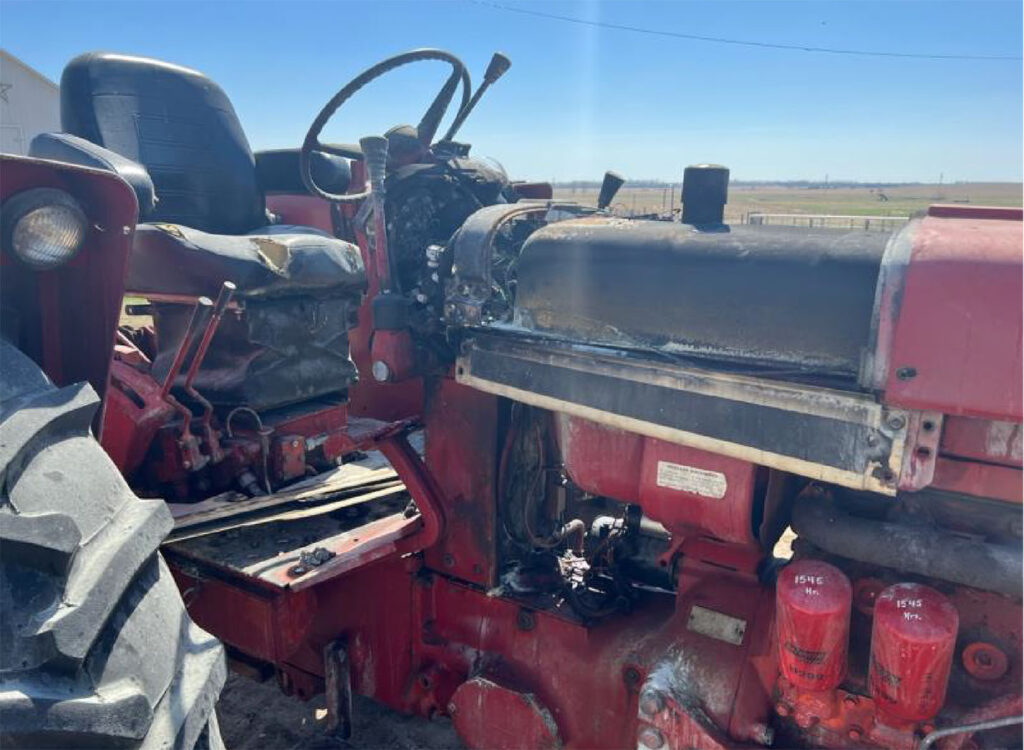 [Auction]: CASE IH 686 Tractor | Nebraska | damaged | CAG