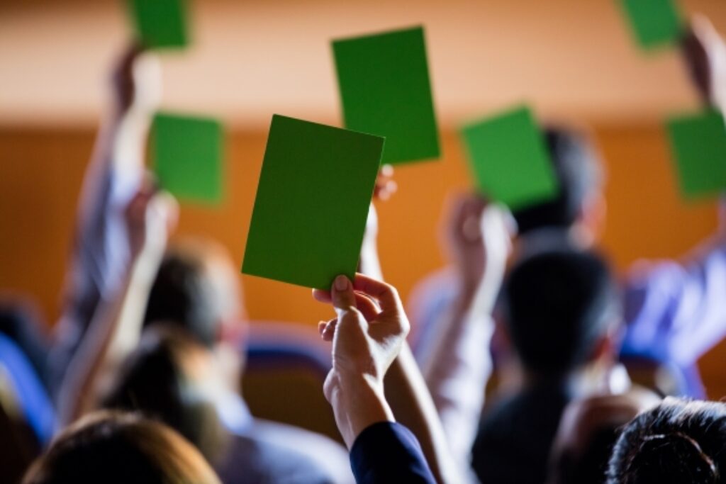How do Auctions Work? + Pros and Cons | CAG