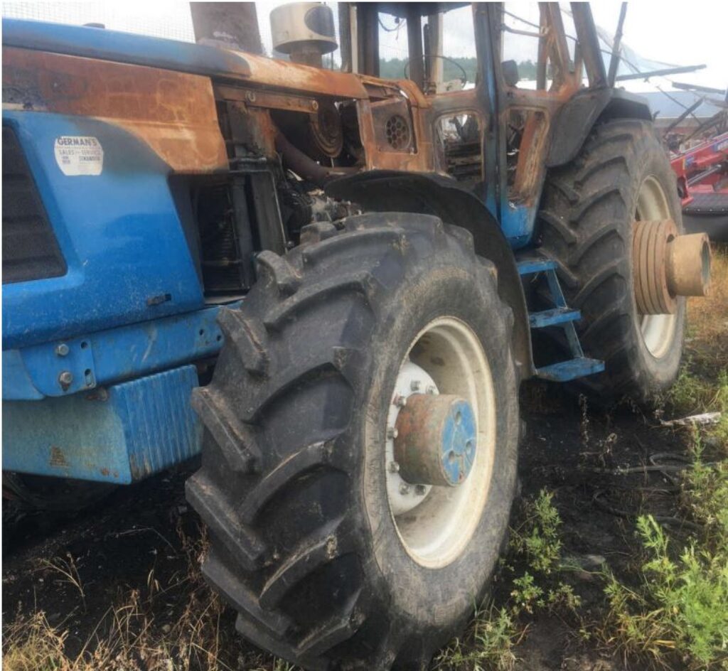 [Auction]: 1993 Ford 8830 Tractor | New York | damaged | CAG