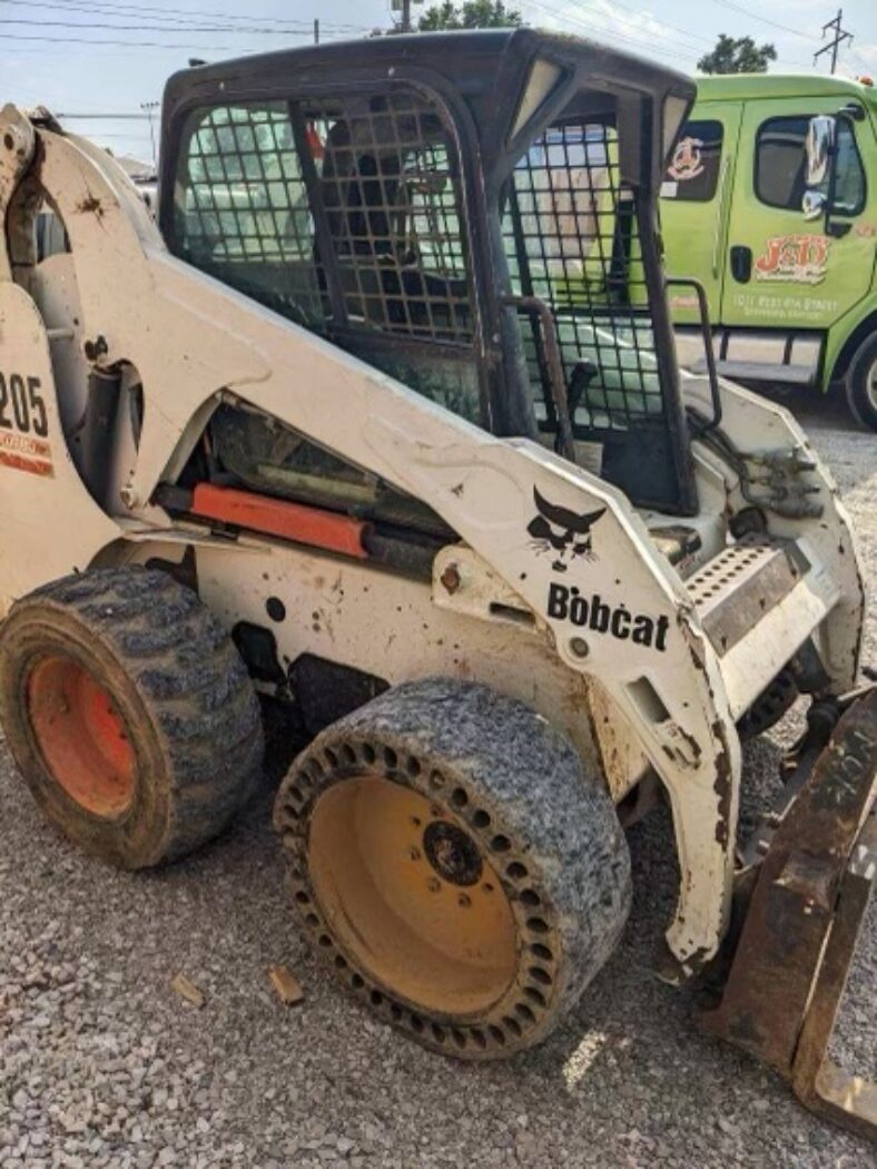 [Auction]: 2005 Bobcat S205 Skid Steer | est 1099.7 hours miles | used ...