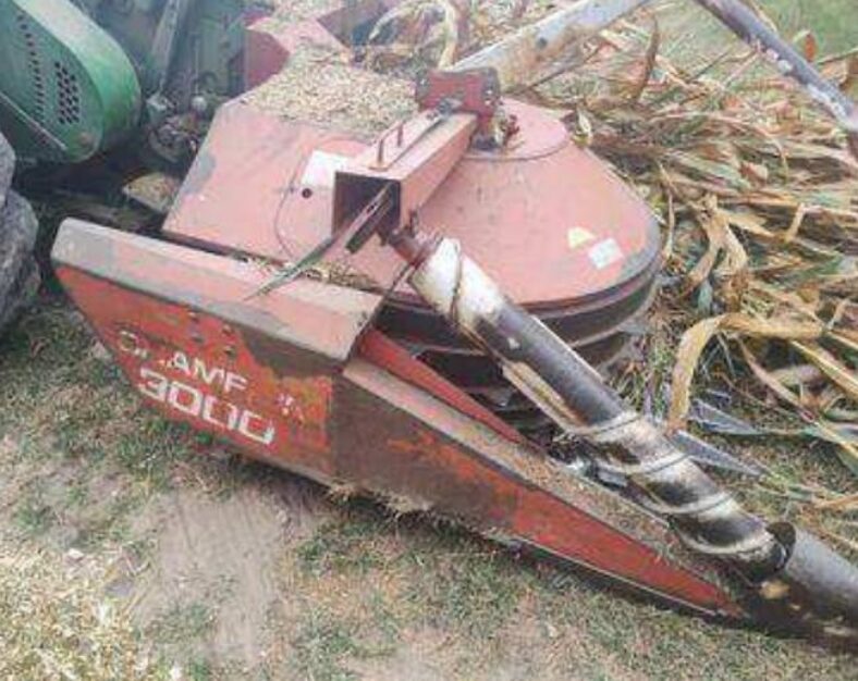 [Auction]: John Deere 5830 Chopper and Kemper 3000 Head | Indiana ...