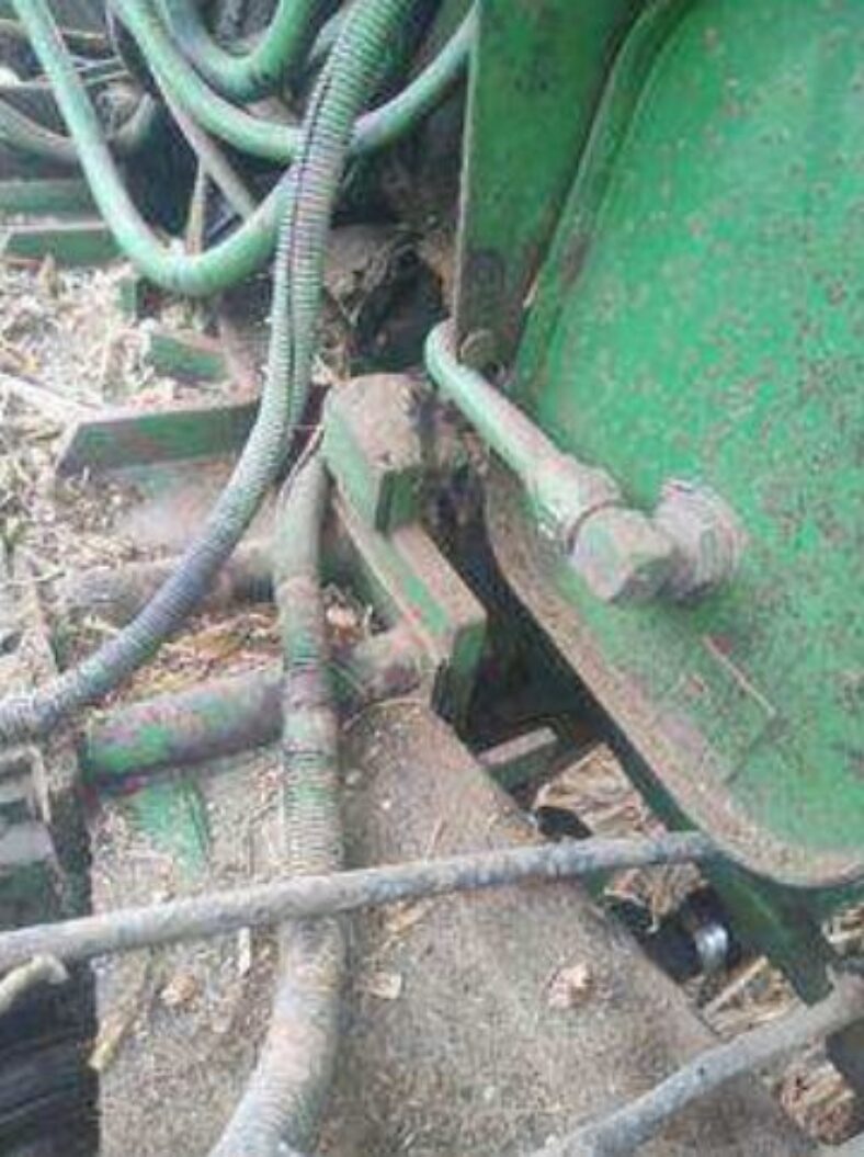 [Auction]: John Deere 5830 Chopper and Kemper 3000 Head | Indiana ...