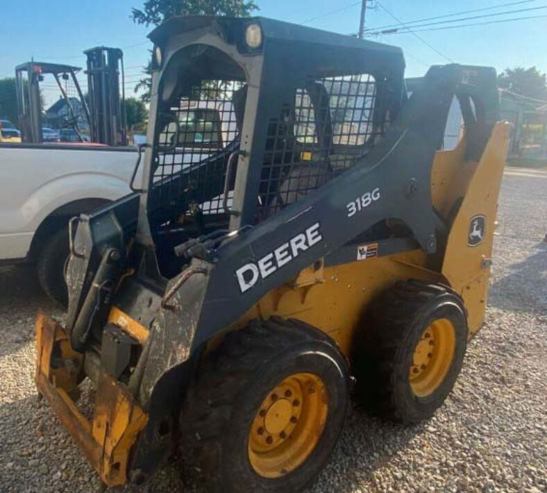 [Auction]: 2021 John Deere 318G Skid Steer - CAG