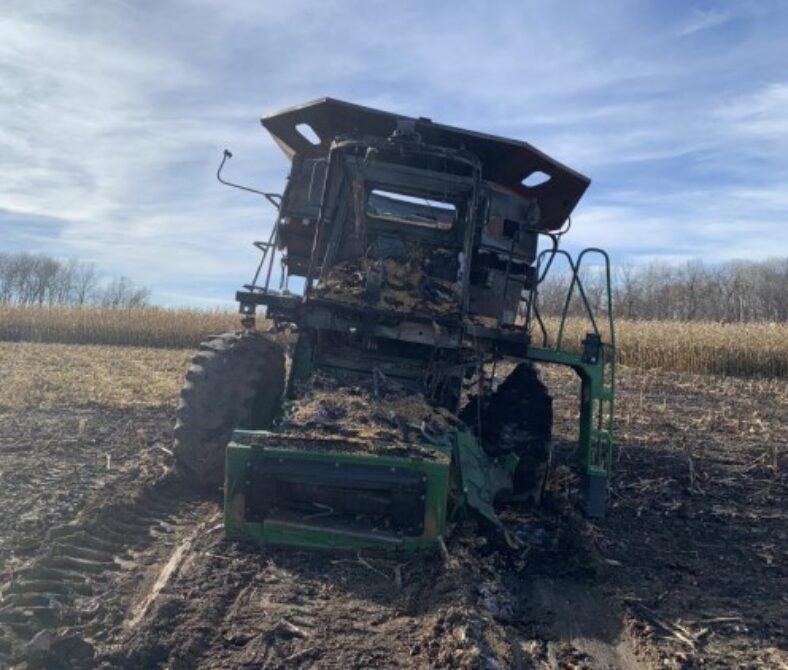 [Auction]: 2012 John Deere 9570 STS Combine | CAG