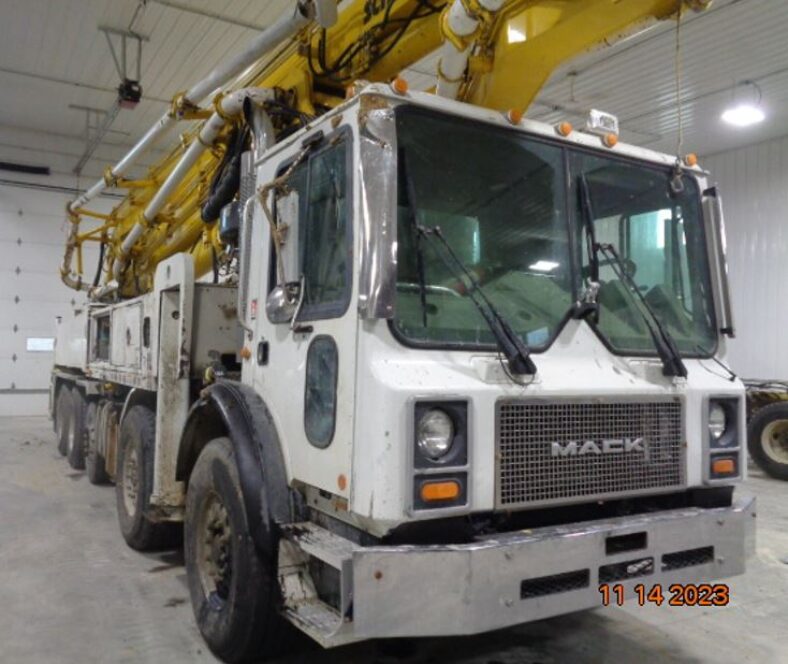 [Auction]: 2007 Mack MR688P Pump Truck | CAG