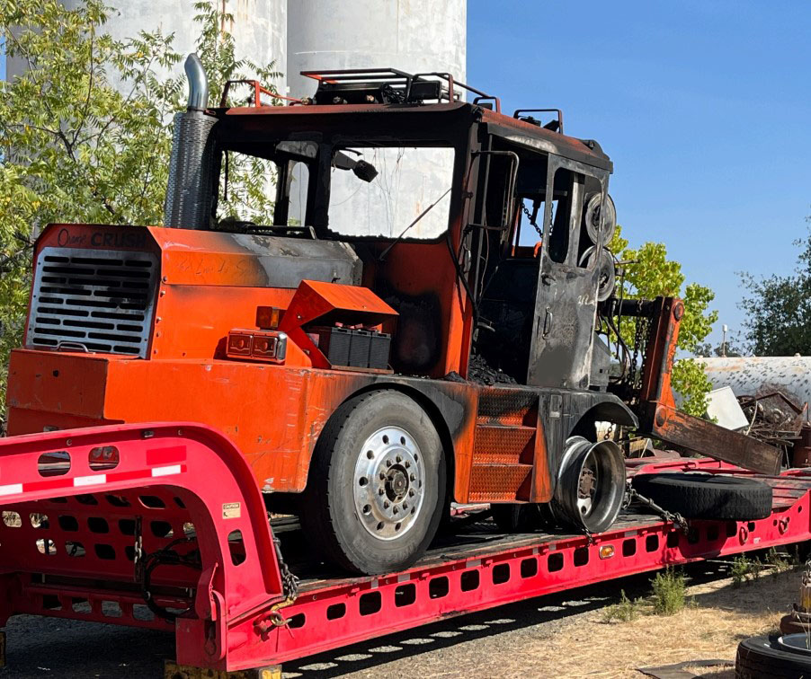 [Auction]: 1996 Roadrunner Hay Squeeze - CAG