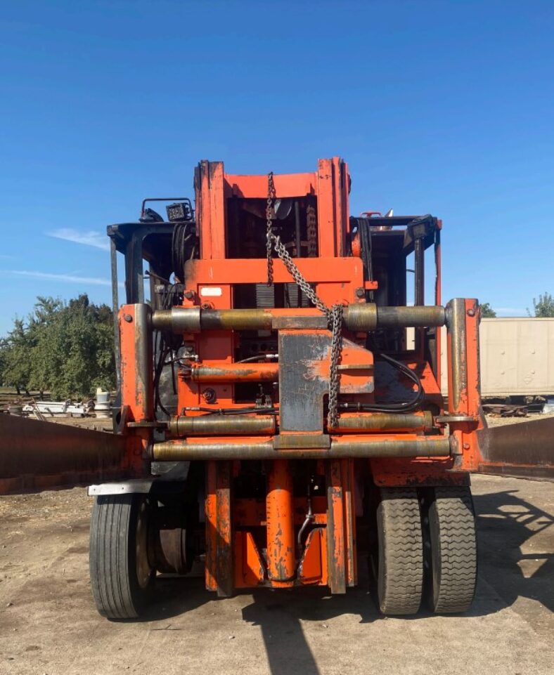 [Auction]: 1996 Roadrunner Hay Squeeze | California | damaged | CAG