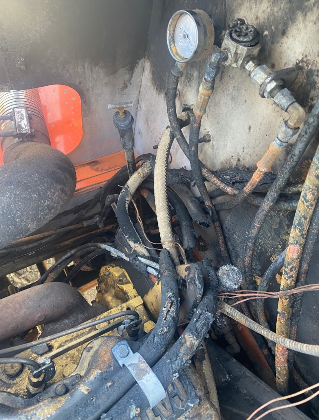 [Auction]: 1996 Roadrunner Hay Squeeze - CAG