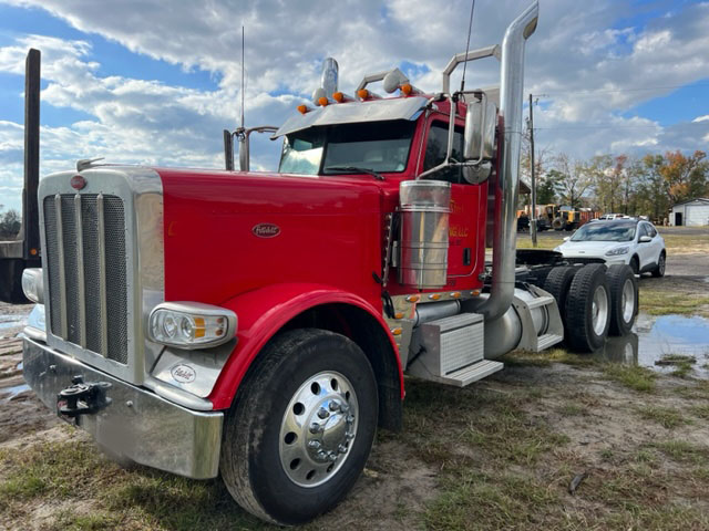[Auction]: 2018 Peterbilt 389 | VIN: 1NP-XGGGG-3-0D268886 | damaged | CAG