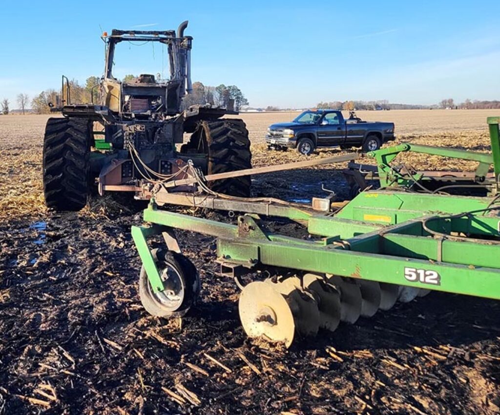 [Auction]: 2005 John Deere 9620T Tractor & 2000 John Deere 512 - CAG