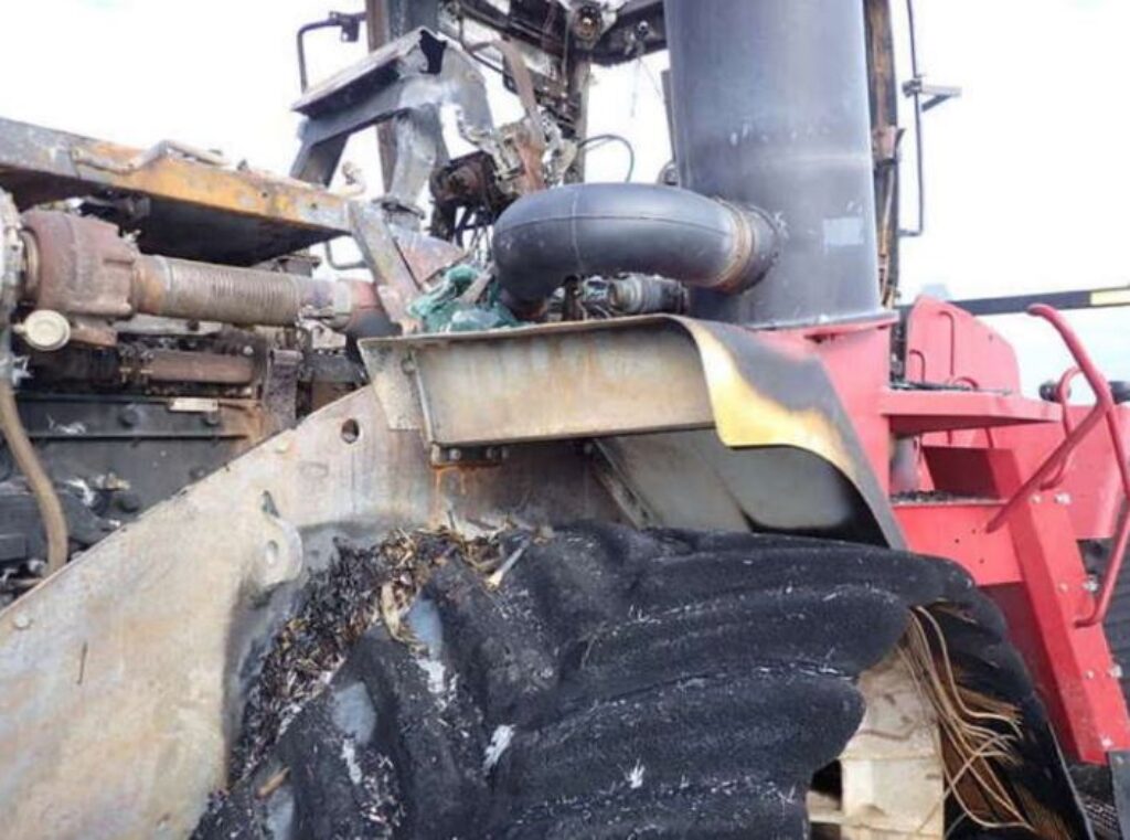 [Auction]: 2012 Case IH Quad Trac Tractor | damaged | CAG