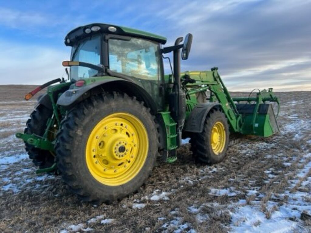 [Auction]: 2021 John Deere 6175 Tractor | damaged | CAG
