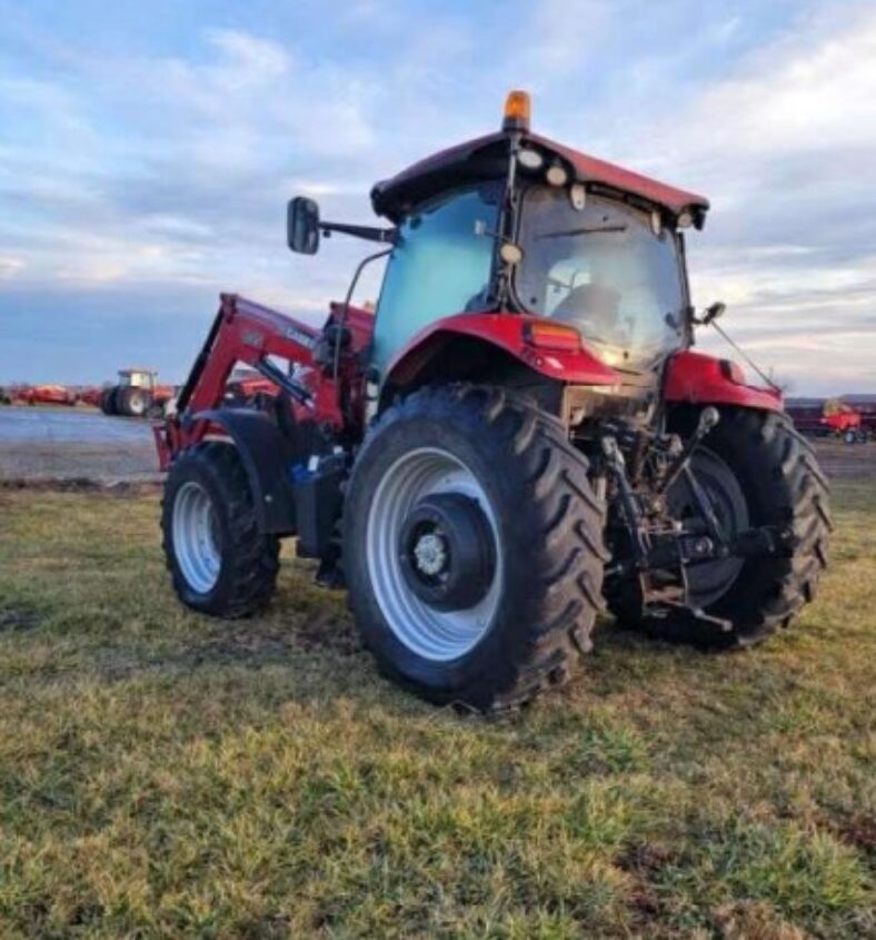 [Auction]: 2018 CASE IH Maxxum 150 Tractor | damaged | CAG