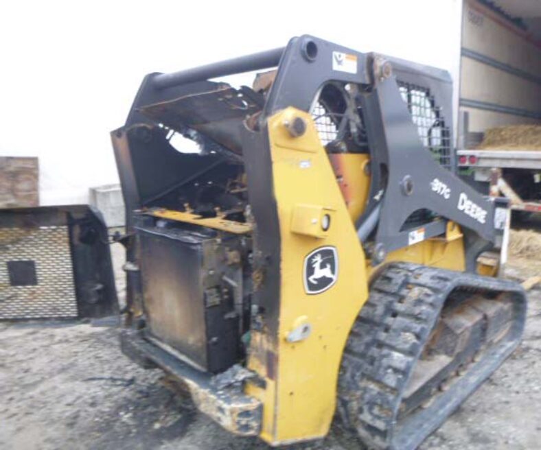 [Auction]: 2016 John Deere 317G Skid Steer | damaged | CAG