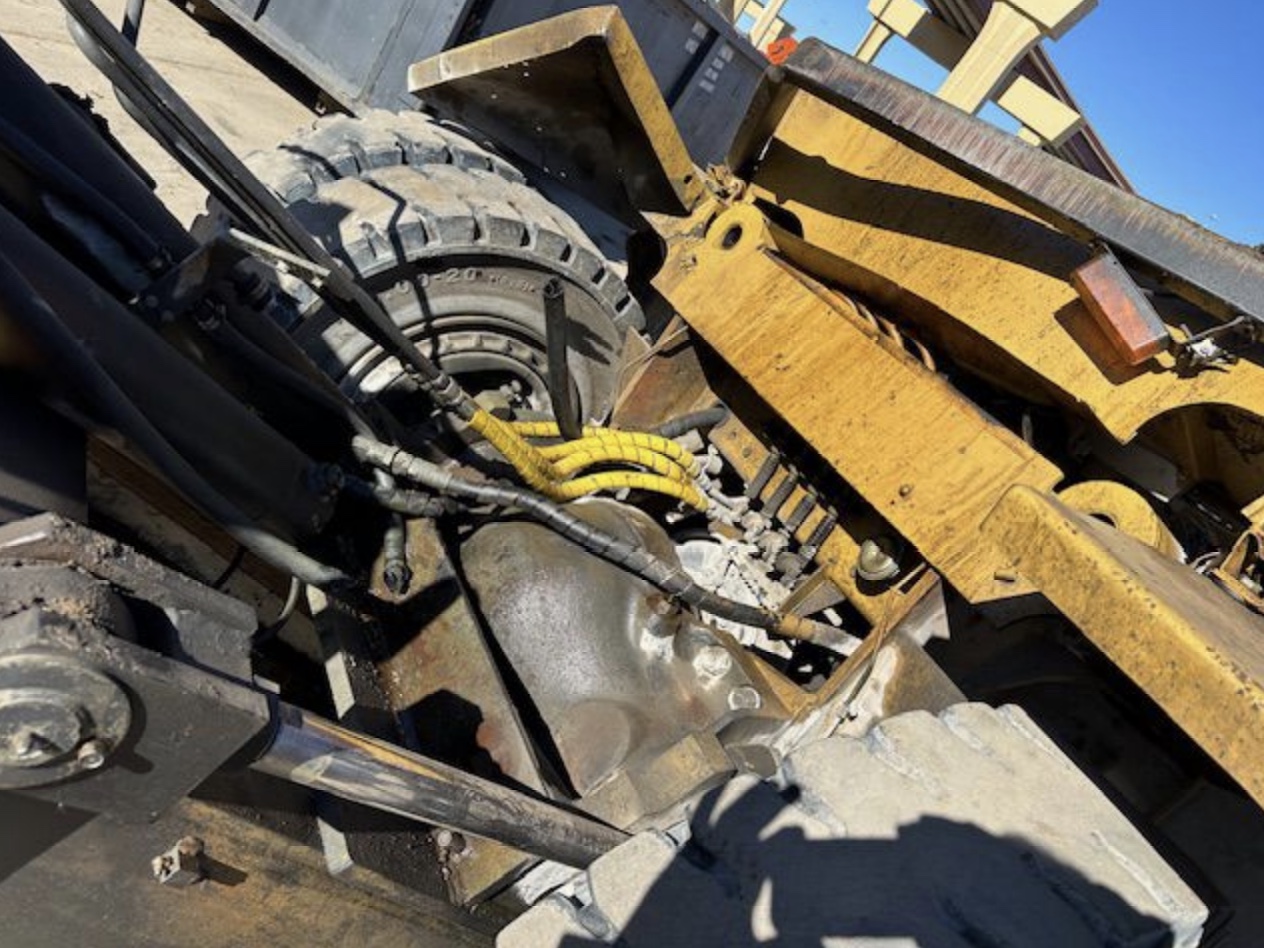 [Auction]: 2006 Caterpillar DP150 Forklift - CAG
