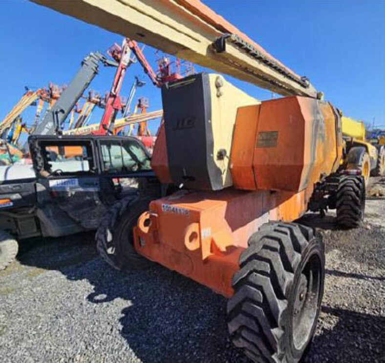 [Auction]: 2007 JLG 800AJ Articulated Boom Lift | est. 2,500 hours ...