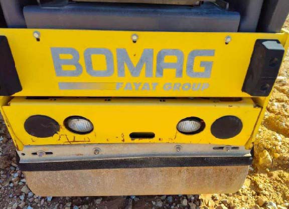 [Auction]: 2011 Bomag BW 90 AD-5 Tandem Roller - CAG