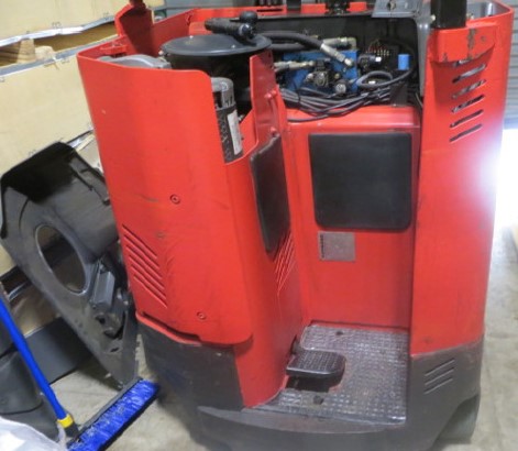 [Auction]: 2000 Raymond R40TT Forklift - CAG