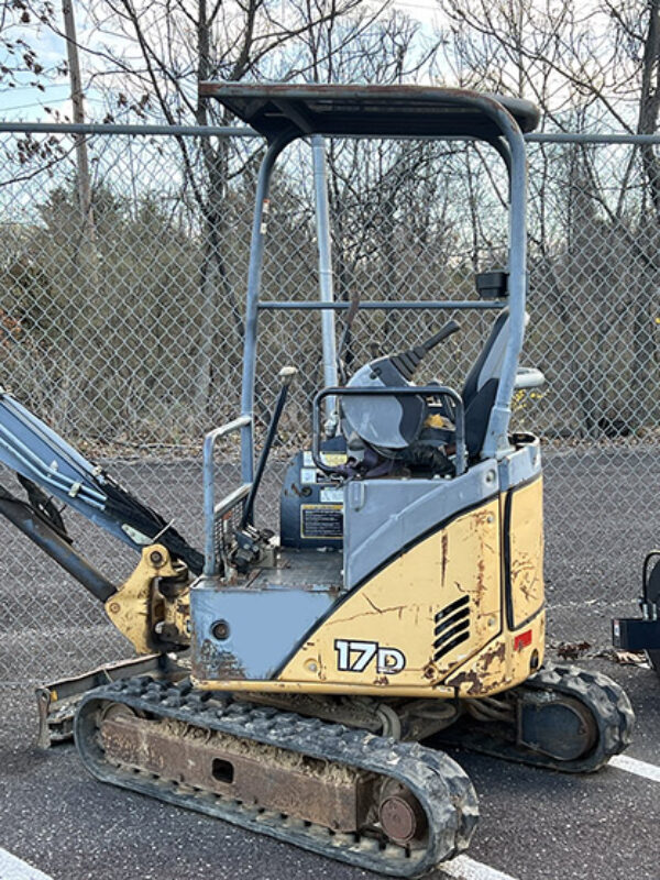 [Auction]: 2008 John Deere 17D Excavator - CAG