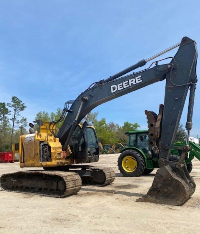[Auction]: 2014 John Deere 245G Excavator | CAG