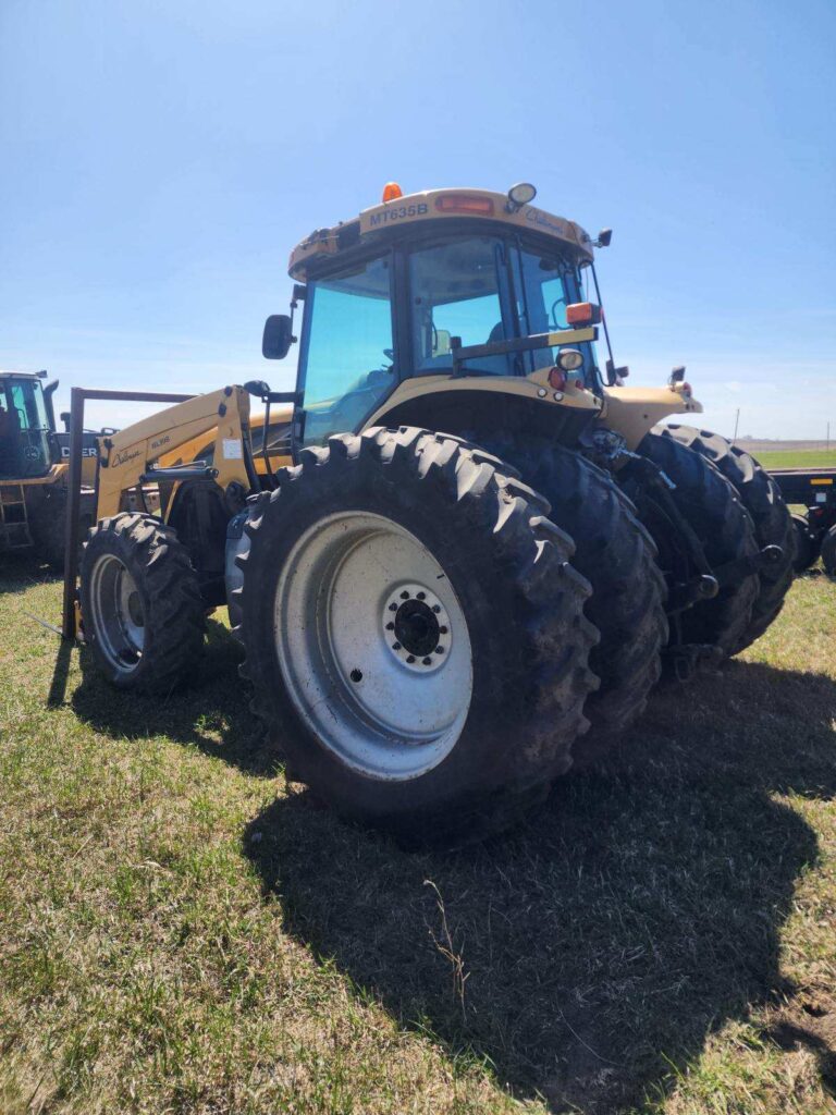 [Auction]: 2006 Challenger MT635B Tractor | VIN: N28783 | damaged | CAG