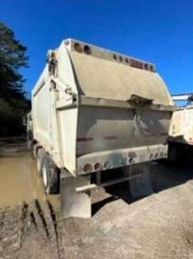 [Auction]: 2013 Mack LEU613 Garbage Truck | VIN: 1M2AU02CXDM007404 ...