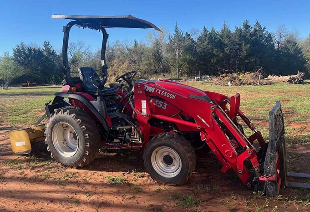 [Auction]: 2012 TYM T353 Tractor | est. 775 hours miles | damaged | CAG