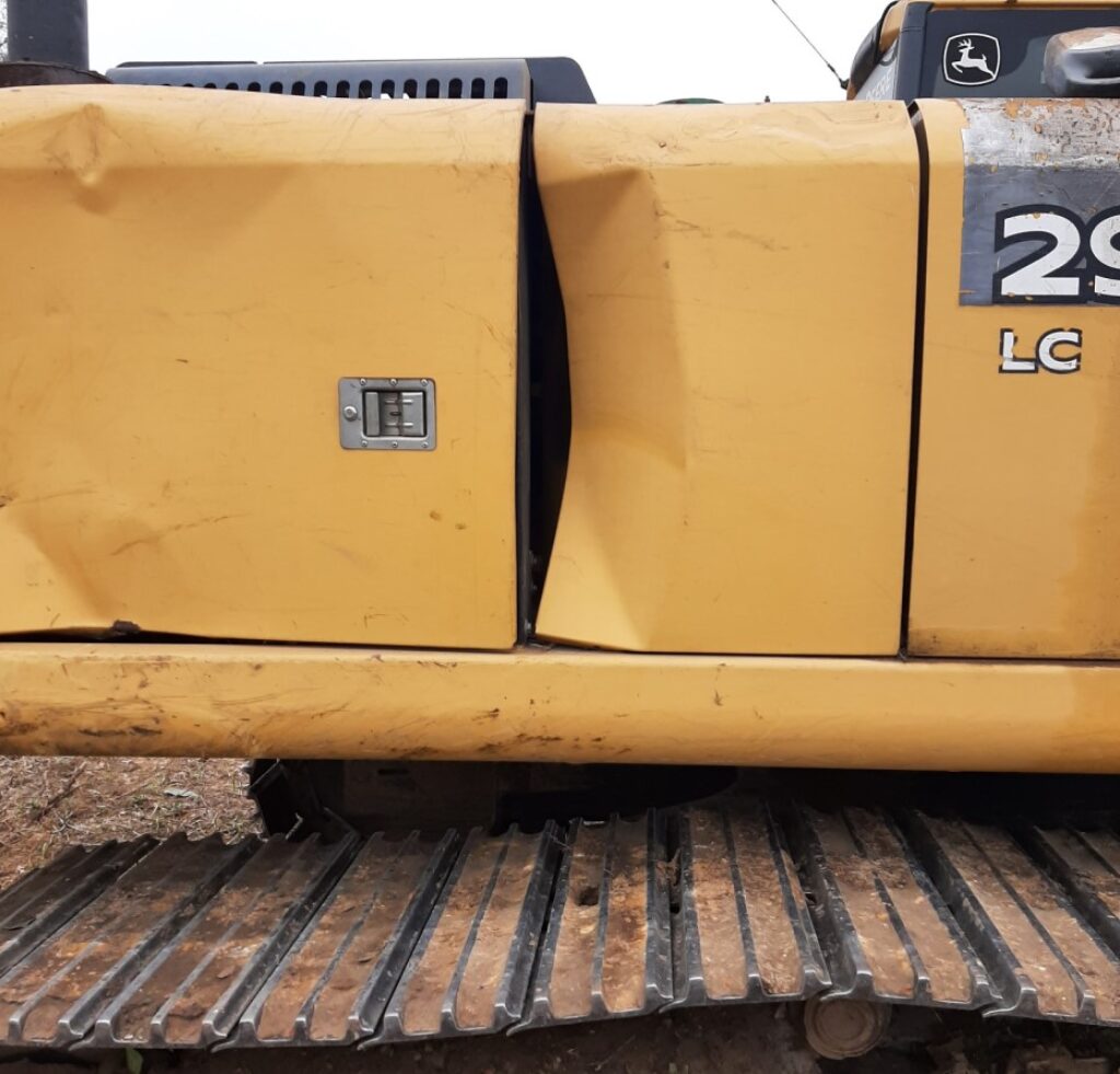 [Auction]: 2014 John Deere 290G LC Excavator | Alabama | damaged | CAG