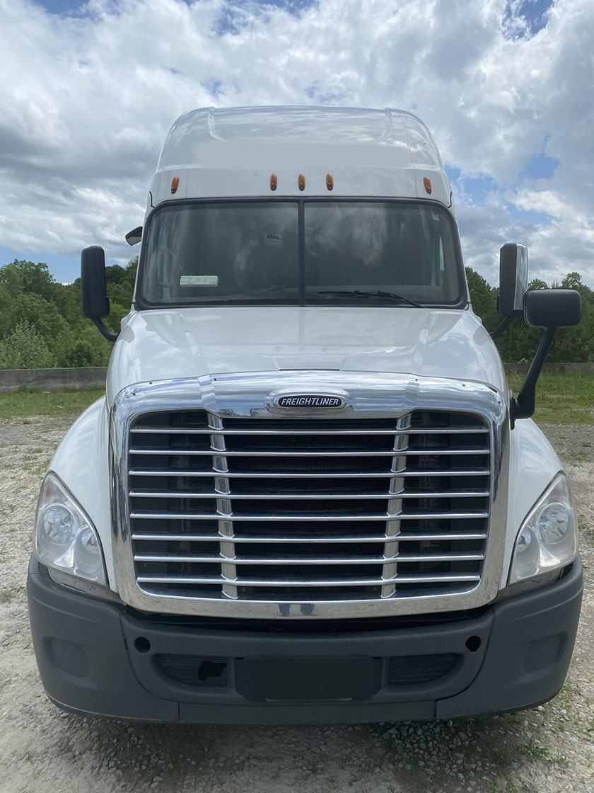[Auction]: 2015 Freightliner Cascadia - Listing 14 - CAG