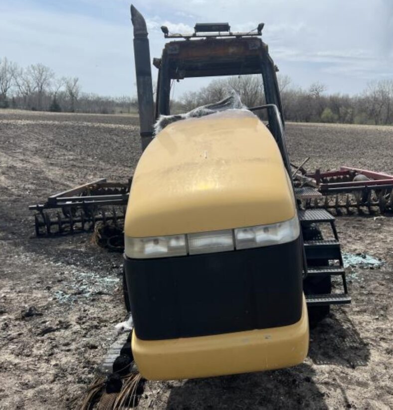 [Auction]: 1995 Caterpillar CH45 Tracked Crawler | Nebraska | damaged | CAG