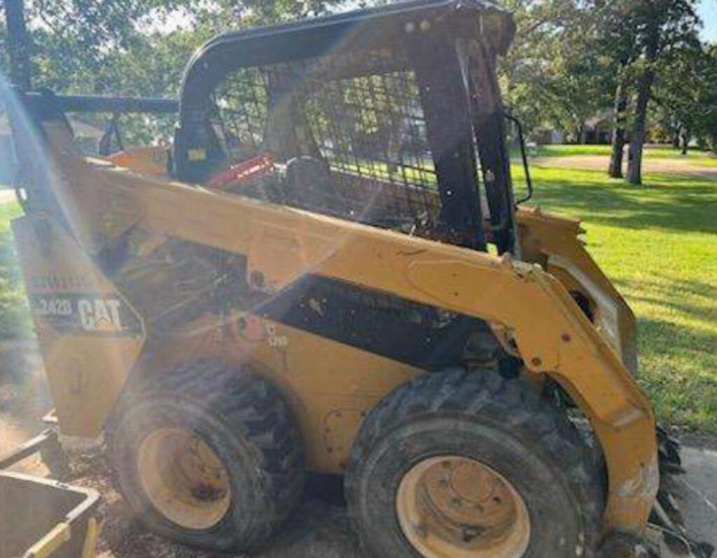 [Auction]: 2017 Caterpillar 242D Skid Steer | Texas | damaged | CAG