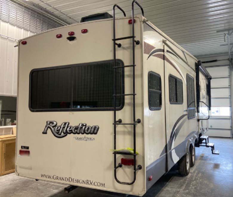 [Auction]: 2015 Grand Design Reflections 303 RLS RV - CAG