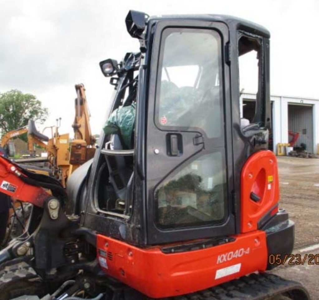 [Auction]: 2021 Kubota KX040-4 Excavator | est. 417 hours miles ...