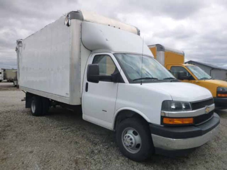 [Auction]: 2021 Chevy Express 3500 Cutaway Box Truck - CAG
