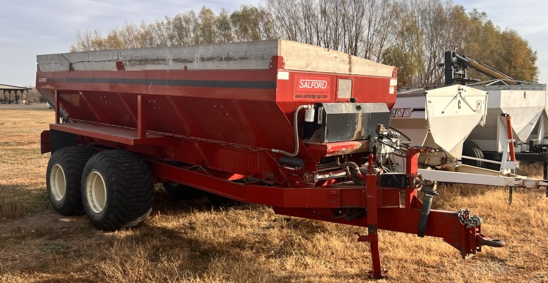 [Auction]: 2016 Salford Spreader - CAG