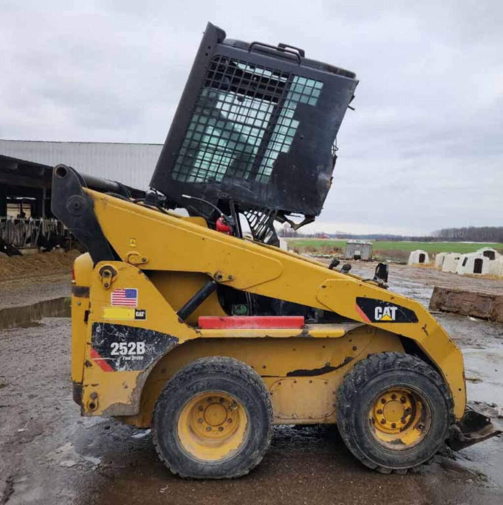 [Auction]: 2013 Caterpillar 252B3 Skid Steer | est. 466 hours miles ...