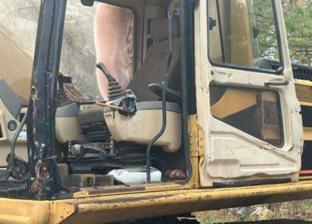 [Auction]: 1998 Caterpillar 315B L Excavator | est. 7,626 hours miles ...