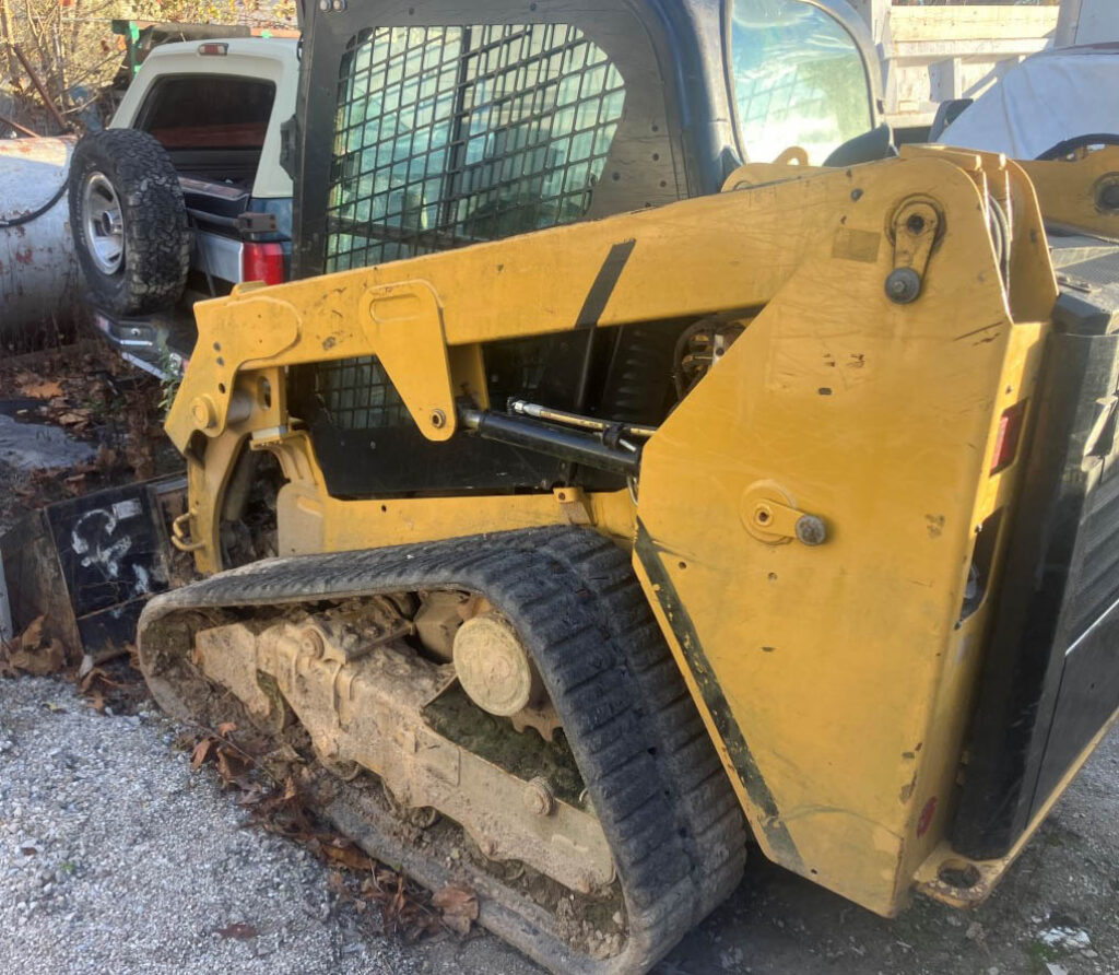 [Auction]: 2019 Caterpillar 239D Skid Steer | Missouri | damaged | CAG