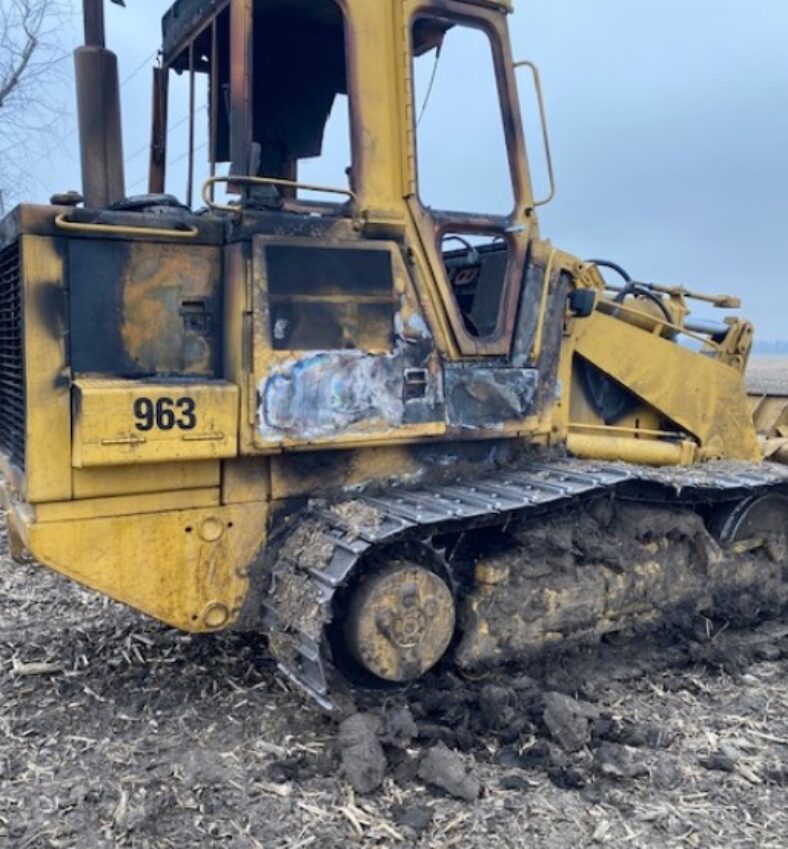 [Auction]: 1985 Caterpillar 963 Track Loader | est. 7,100 hours miles | damaged | CAG