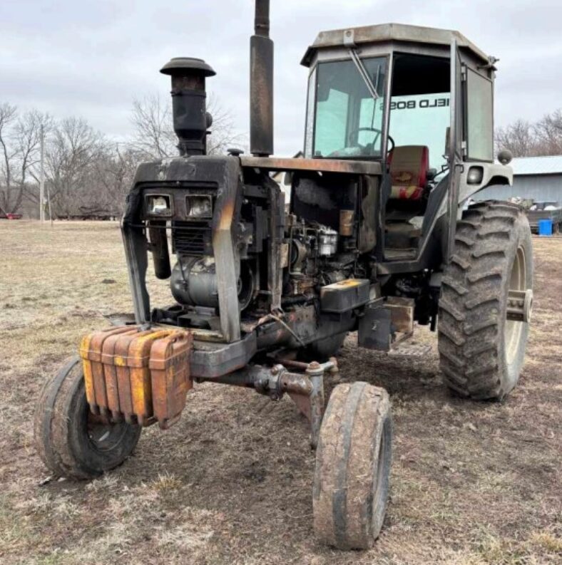 [Auction]: 1984 White 2-110 Tractor | Kansas | damaged | CAG