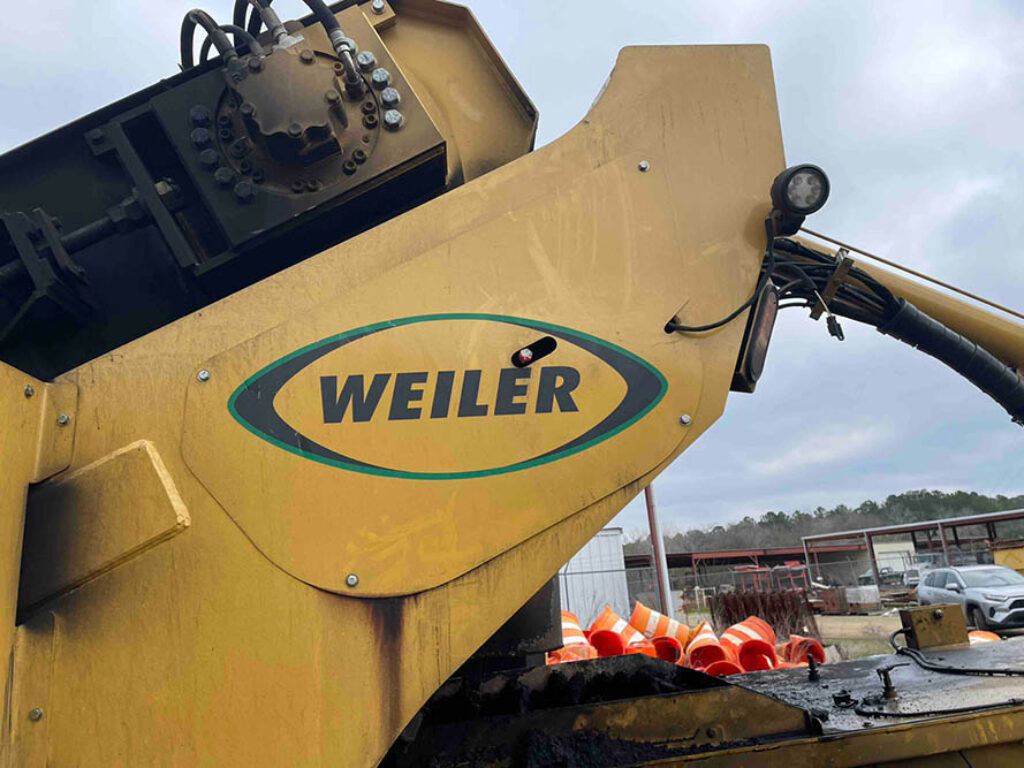 [Auction]: 2022 Weiler E-1250B Material Transfer Vehicle | est. 1,871 ...