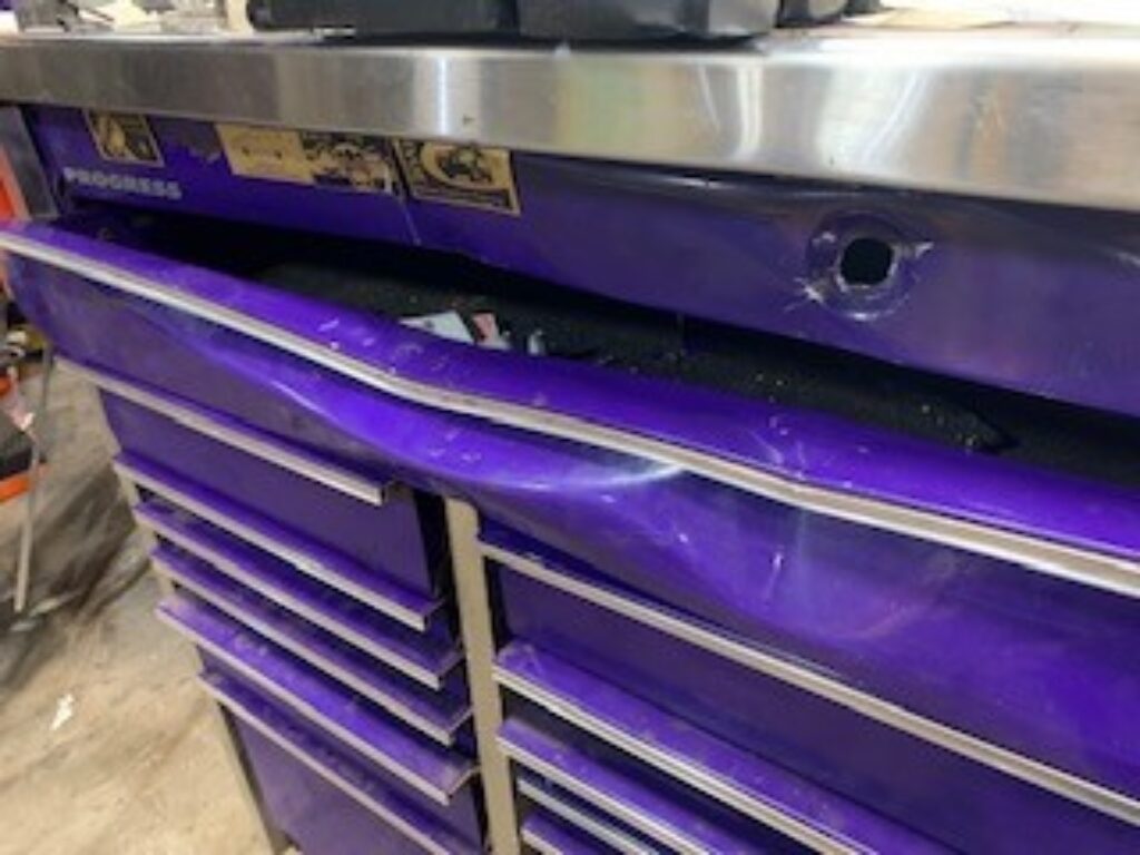 [Auction]: Snap-On Tool Box | damaged | CAG