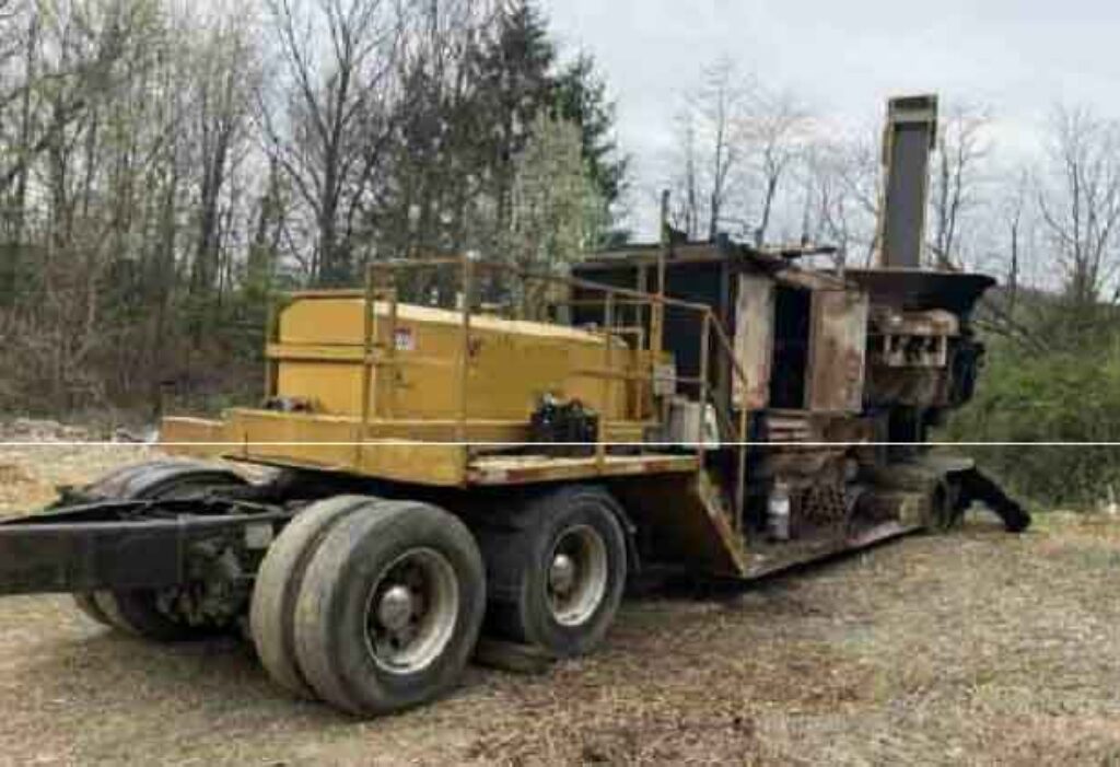 [Auction]: 2019 Mighty Giant 4100 Tub Grinder | Virginia | damaged | CAG