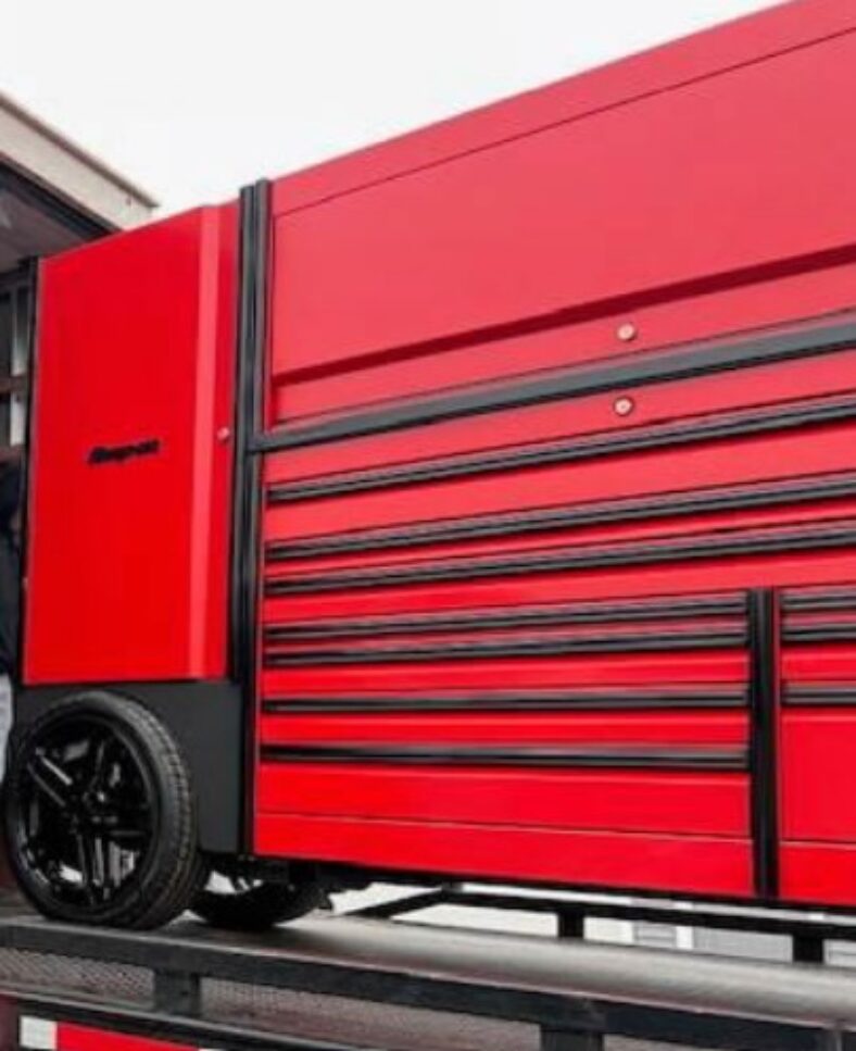 [Auction]: Snap On EUV Pit Toolbox | VIN: KEVP68TA3BN | damaged | CAG