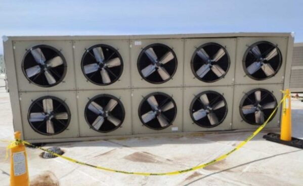 [Auction]: Daikin Trailblazer AGZ 140E Air Cooled Scroll Chillers ...