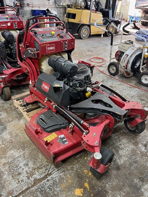 [Auction]: 2019 Toro Grandstand Mower | New Jersey | damaged | CAG
