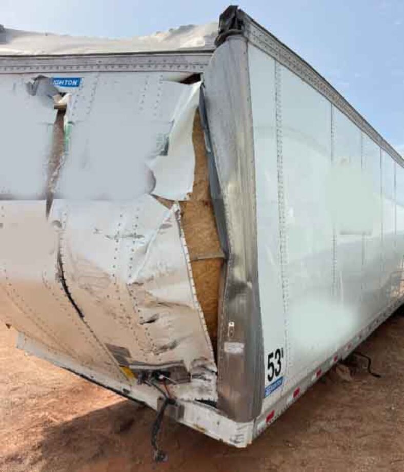 [Auction]: 2019 Stoughton Trailer | VIN: 1DW1A5329KBA29531 | damaged | CAG